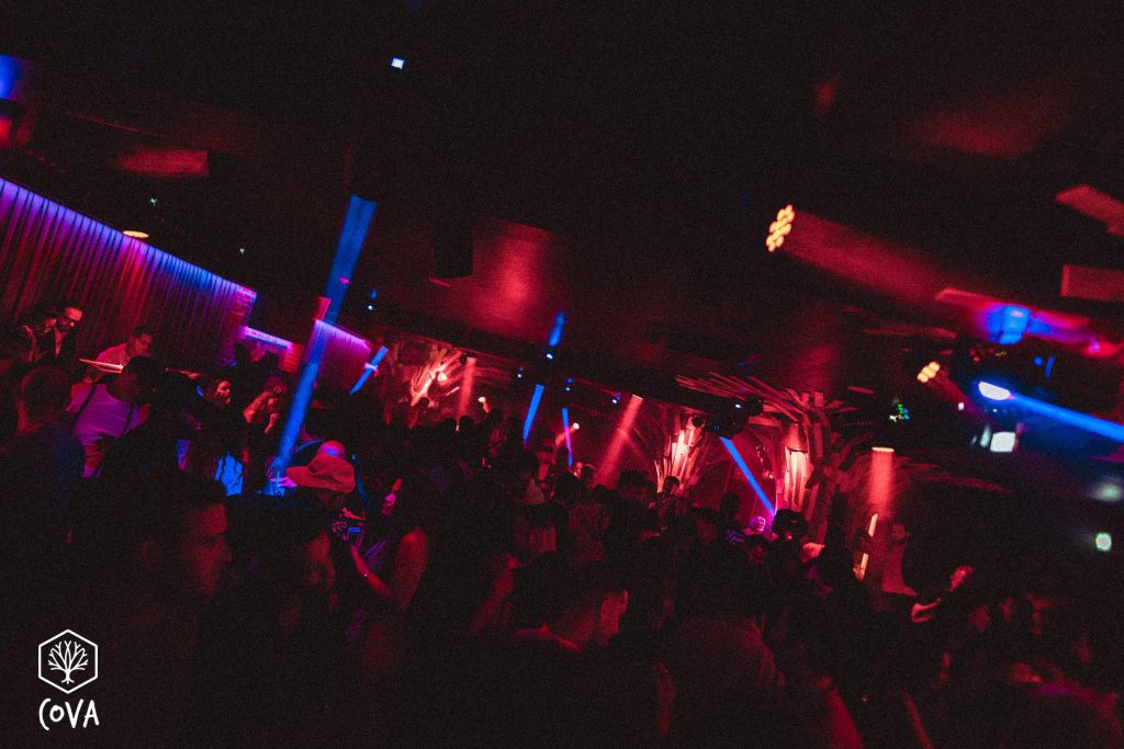 Cova Club Paris - Night Club